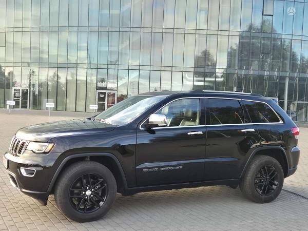 Melns Jeep Grand Cherokee 2017 Šauļi, ar dzinēja tilpumu 3.60 L un nobraukumu 200 tūkst. km par 15700 €, foto 8 vietnē AUTOMOTO.COM.LV