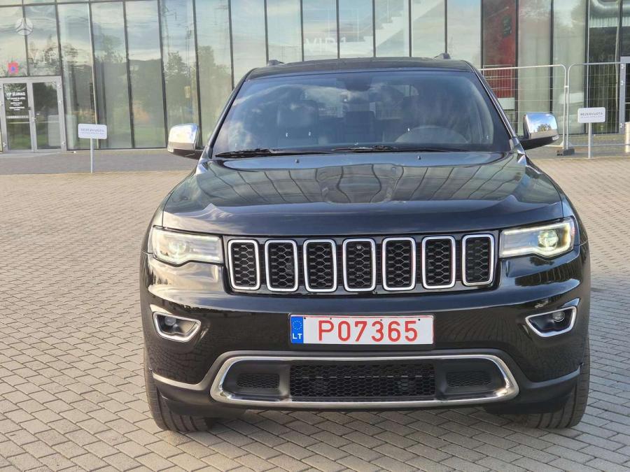 Melns Jeep Grand Cherokee 2017 Šauļi, ar dzinēja tilpumu 3.60 L un nobraukumu 200 tūkst. km par 15700 €, foto 9 vietnē AUTOMOTO.COM.LV