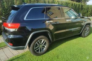 Melns Jeep Grand Cherokee 2017 Panevēža, ar dzinēja tilpumu 3.60 L un nobraukumu 261 tūkst. km par 13500 €, foto 4 vietnē AUTOMOTO.COM.LV