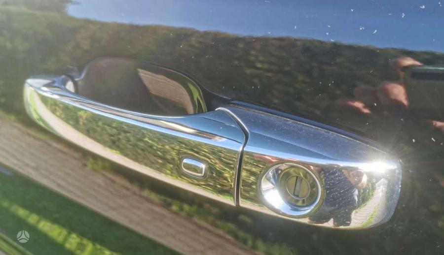 Melns Jeep Grand Cherokee 2017 Panevēža, ar dzinēja tilpumu 3.60 L un nobraukumu 261 tūkst. km par 13500 €, foto 6 vietnē AUTOMOTO.COM.LV