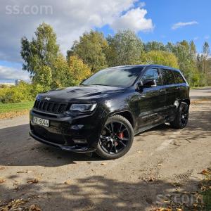 Melns Jeep Grand Cherokee 2017 Rīga, ar dzinēja tilpumu 6.40 L un nobraukumu 133 tūkst. km par 31700 €, foto 3 vietnē AUTOMOTO.COM.LV
