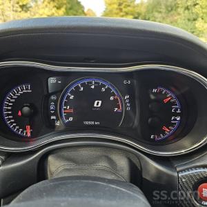 Melns Jeep Grand Cherokee 2017 Rīga, ar dzinēja tilpumu 6.40 L un nobraukumu 133 tūkst. km par 31700 €, foto 7 vietnē AUTOMOTO.COM.LV