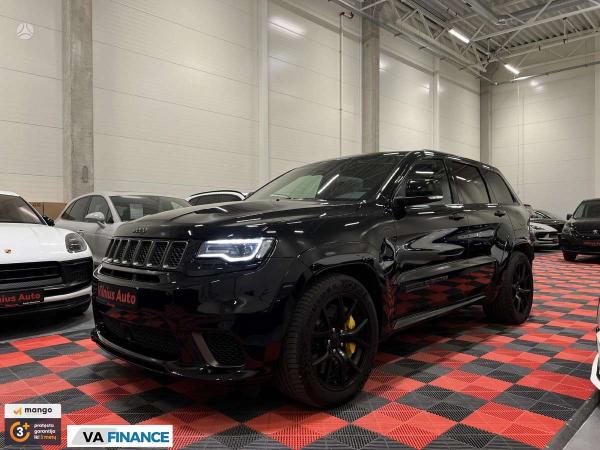 Black Jeep Grand Cherokee 2018 in Vilnius, with an engine capacity of 6.17 L and mileage of 83 thousand km for 60000 €, photo 1 on AUTOMOTO.COM.LV