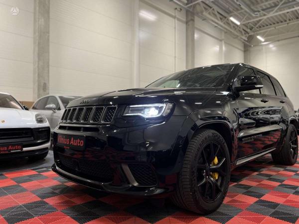 Black Jeep Grand Cherokee 2018 in Vilnius, with an engine capacity of 6.17 L and mileage of 83 thousand km for 60000 €, photo 7 on AUTOMOTO.COM.LV