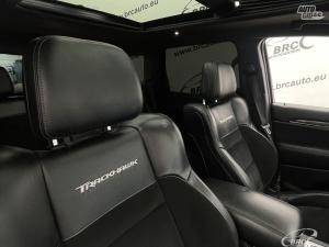 Black Jeep Grand Cherokee 2018 in Avizieniai, with an engine capacity of 6.20 L and mileage of 121 thousand km for 44900 €, photo 8 on AUTOMOTO.COM.LV