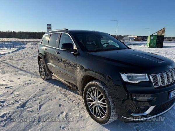 Black Jeep Grand Cherokee 2018 in Tallinn, with an engine capacity of 3.00 L and mileage of 133 thousand km for 23600 €, photo 1 on AUTOMOTO.COM.LV
