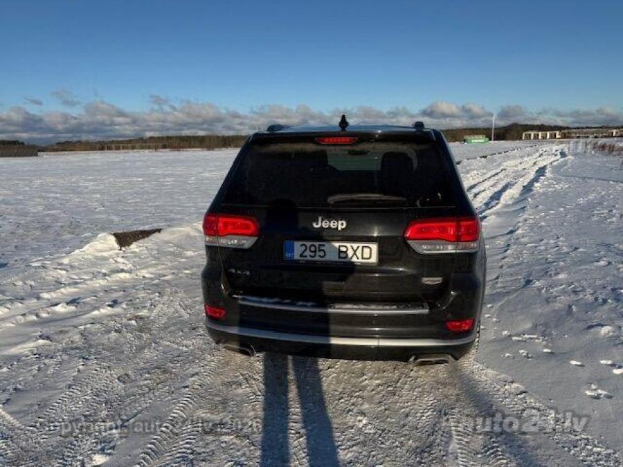 Черный Джип Гранд Чероки 2018 в Таллин, объемом двигателя 3.00 л и пробегом 133 тыс. км за 23600 €, фото 17 на AUTOMOTO.COM.LV