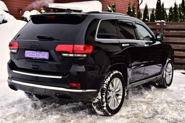 Black Jeep Grand Cherokee 2018 in Kretinga, with an engine capacity of 5.70 L and mileage of 172 thousand km for 23000 €, photo 9 on AUTOMOTO.COM.LV