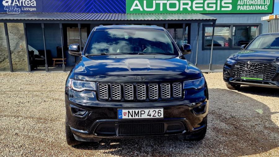 Melns Jeep Grand Cherokee 2018 Kretinga, ar dzinēja tilpumu 3.60 L un nobraukumu 93 tūkst. km par 18499 €, foto 2 vietnē AUTOMOTO.COM.LV