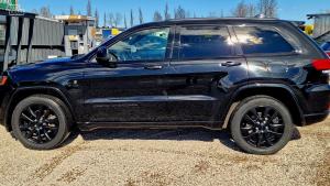 Melns Jeep Grand Cherokee 2018 Kretinga, ar dzinēja tilpumu 3.60 L un nobraukumu 93 tūkst. km par 17999 €, foto 7 vietnē AUTOMOTO.COM.LV