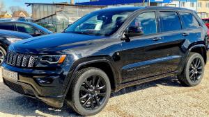 Melns Jeep Grand Cherokee 2018 Kretinga, ar dzinēja tilpumu 3.60 L un nobraukumu 93 tūkst. km par 17999 €, foto 8 vietnē AUTOMOTO.COM.LV