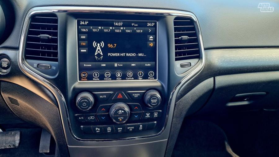 Melns Jeep Grand Cherokee 2018 Kretinga, ar dzinēja tilpumu 3.60 L un nobraukumu 93 tūkst. km par 17999 €, foto 16 vietnē AUTOMOTO.COM.LV