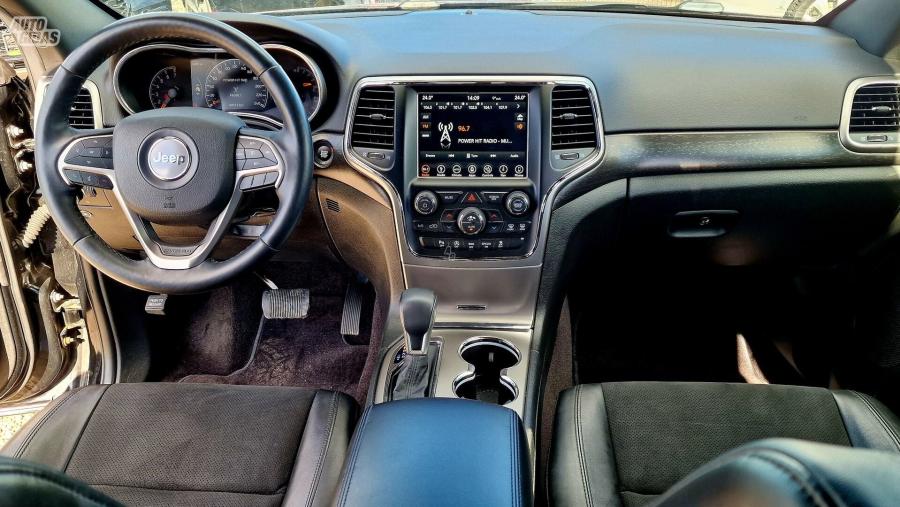 Melns Jeep Grand Cherokee 2018 Kretinga, ar dzinēja tilpumu 3.60 L un nobraukumu 93 tūkst. km par 17999 €, foto 27 vietnē AUTOMOTO.COM.LV
