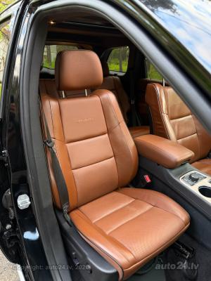 Melns Jeep Grand Cherokee 2018 Tallina, ar dzinēja tilpumu 3.00 L un nobraukumu 140 tūkst. km par 21900 €, foto 13 vietnē AUTOMOTO.COM.LV