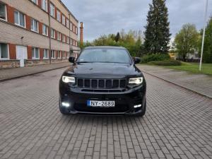 Melns Jeep Grand Cherokee 2018 Rīga, ar dzinēja tilpumu 3.00 L un nobraukumu 131 tūkst. km par 22700 €, foto 3 vietnē AUTOMOTO.COM.LV