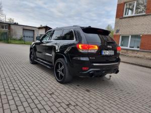 Melns Jeep Grand Cherokee 2018 Rīga, ar dzinēja tilpumu 3.00 L un nobraukumu 131 tūkst. km par 22700 €, foto 8 vietnē AUTOMOTO.COM.LV