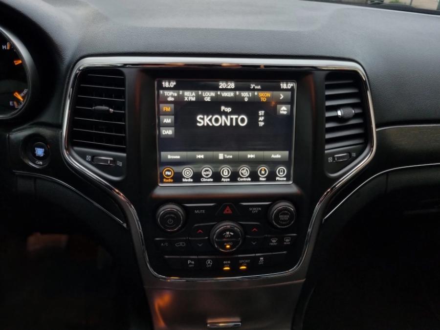 Melns Jeep Grand Cherokee 2018 Rīga, ar dzinēja tilpumu 3.00 L un nobraukumu 131 tūkst. km par 22700 €, foto 23 vietnē AUTOMOTO.COM.LV