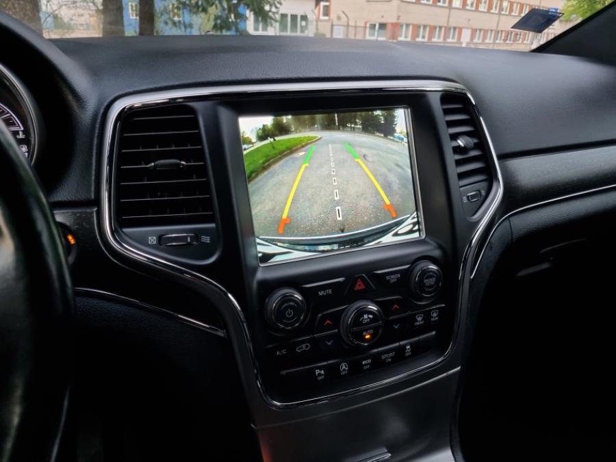 Melns Jeep Grand Cherokee 2018 Rīga, ar dzinēja tilpumu 3.00 L un nobraukumu 131 tūkst. km par 22700 €, foto 29 vietnē AUTOMOTO.COM.LV