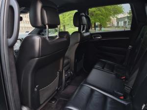 Melns Jeep Grand Cherokee 2018 Rīga, ar dzinēja tilpumu 3.00 L un nobraukumu 131 tūkst. km par 22700 €, foto 35 vietnē AUTOMOTO.COM.LV