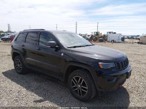 Melns Jeep Grand Cherokee 2018 Klaipėda, ar dzinēja tilpumu 3.60 L un nobraukumu 212 tūkst. km par 10400 €, foto  vietnē AUTOMOTO.COM.LV