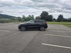 Melns Jeep Grand Cherokee 2018 Kauņa, ar dzinēja tilpumu 3.60 L un nobraukumu 177 tūkst. km par 20500 €, foto 4 vietnē AUTOMOTO.COM.LV