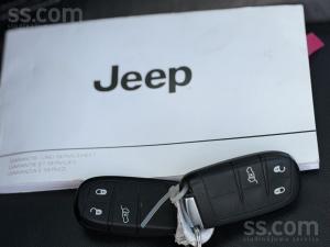 Melns Jeep Grand Cherokee 2018 Rīga, ar dzinēja tilpumu 3.00 L un nobraukumu 142 tūkst. km par 18750 €, foto 23 vietnē AUTOMOTO.COM.LV