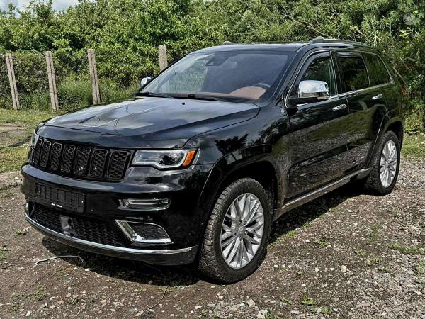 Melns Jeep Grand Cherokee 2018 Palanga, ar dzinēja tilpumu 5.70 L un nobraukumu 172 tūkst. km par 20600 €, foto 1 vietnē AUTOMOTO.COM.LV