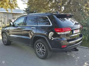 Melns Jeep Grand Cherokee 2018 Šauļi, ar dzinēja tilpumu 3.60 L un nobraukumu 233 tūkst. km par 14900 €, foto 5 vietnē AUTOMOTO.COM.LV