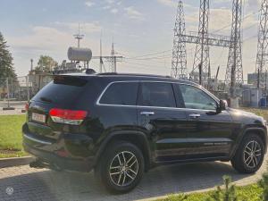 Melns Jeep Grand Cherokee 2018 Šauļi, ar dzinēja tilpumu 3.60 L un nobraukumu 233 tūkst. km par 14900 €, foto 11 vietnē AUTOMOTO.COM.LV