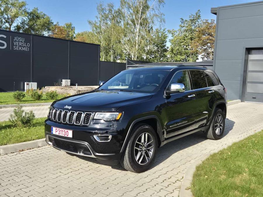 Melns Jeep Grand Cherokee 2018 Šauļi, ar dzinēja tilpumu 3.60 L un nobraukumu 233 tūkst. km par 14900 €, foto 14 vietnē AUTOMOTO.COM.LV