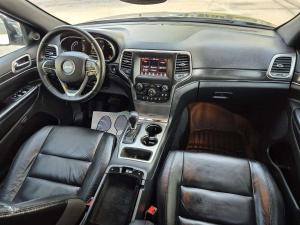 Melns Jeep Grand Cherokee 2018 Šauļi, ar dzinēja tilpumu 3.60 L un nobraukumu 233 tūkst. km par 14900 €, foto 16 vietnē AUTOMOTO.COM.LV