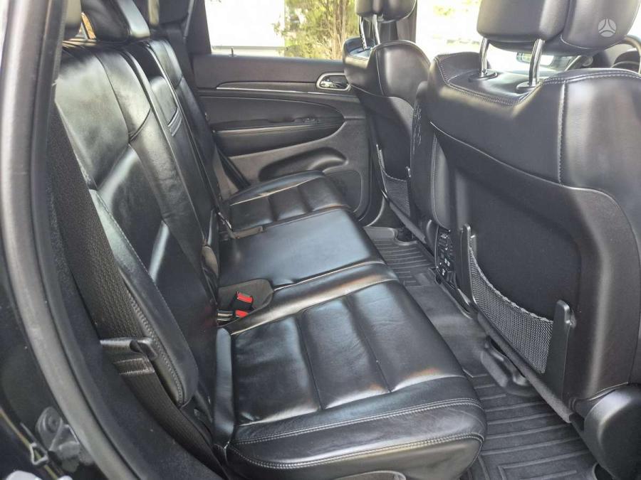 Melns Jeep Grand Cherokee 2018 Šauļi, ar dzinēja tilpumu 3.60 L un nobraukumu 233 tūkst. km par 14900 €, foto 18 vietnē AUTOMOTO.COM.LV
