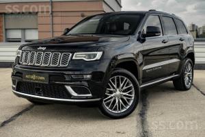 Melns Jeep Grand Cherokee 2018 Rīga, ar dzinēja tilpumu 3.00 L un nobraukumu 265 tūkst. km par 17550 €, foto  vietnē AUTOMOTO.COM.LV