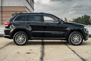 Melns Jeep Grand Cherokee 2018 Rīga, ar dzinēja tilpumu 3.00 L un nobraukumu 265 tūkst. km par 17550 €, foto 7 vietnē AUTOMOTO.COM.LV