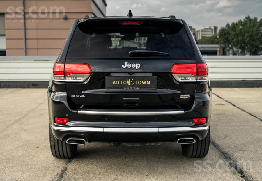 Melns Jeep Grand Cherokee 2018 Rīga, ar dzinēja tilpumu 3.00 L un nobraukumu 265 tūkst. km par 17550 €, foto 9 vietnē AUTOMOTO.COM.LV