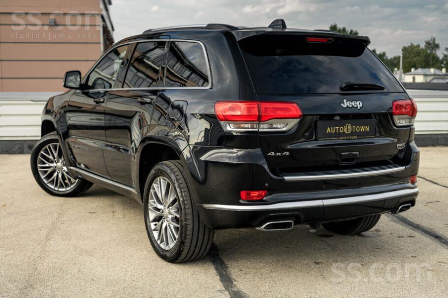 Melns Jeep Grand Cherokee 2018 Rīga, ar dzinēja tilpumu 3.00 L un nobraukumu 265 tūkst. km par 17550 €, foto 10 vietnē AUTOMOTO.COM.LV