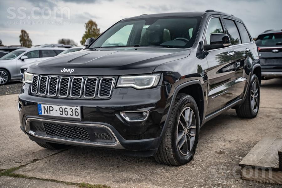 Melns Jeep Grand Cherokee 2018 Rīga, ar dzinēja tilpumu 3.00 L un nobraukumu 143 tūkst. km par 17490 €, foto 4 vietnē AUTOMOTO.COM.LV