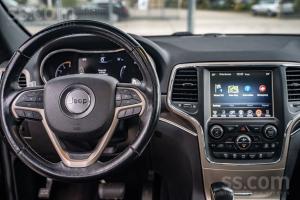 Melns Jeep Grand Cherokee 2018 Rīga, ar dzinēja tilpumu 3.00 L un nobraukumu 143 tūkst. km par 17490 €, foto 9 vietnē AUTOMOTO.COM.LV