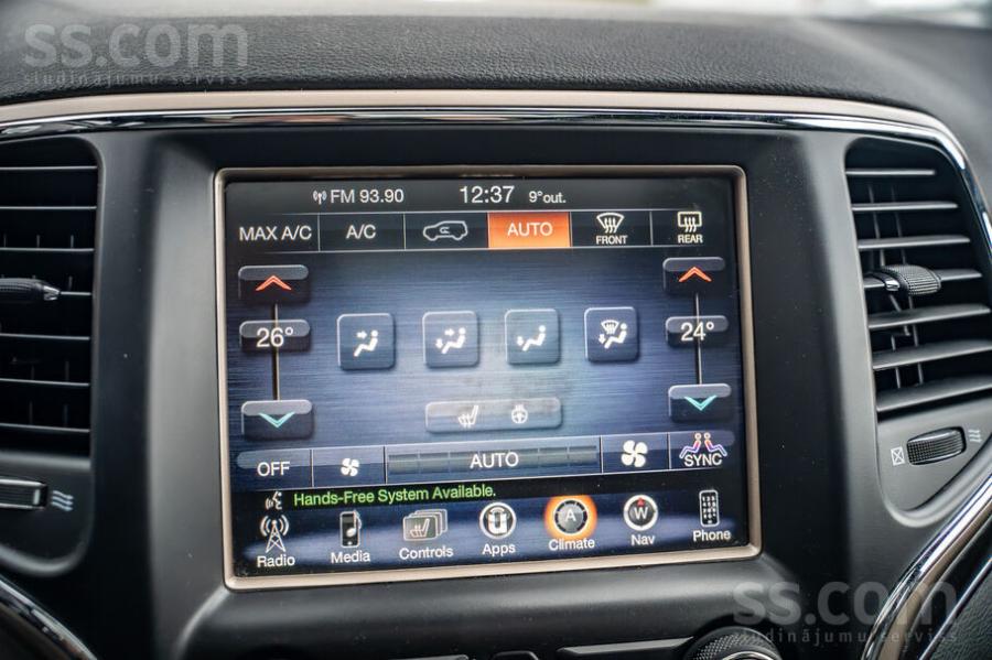 Melns Jeep Grand Cherokee 2018 Rīga, ar dzinēja tilpumu 3.00 L un nobraukumu 143 tūkst. km par 17490 €, foto 10 vietnē AUTOMOTO.COM.LV