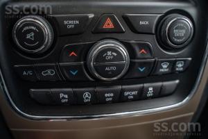 Melns Jeep Grand Cherokee 2018 Rīga, ar dzinēja tilpumu 3.00 L un nobraukumu 143 tūkst. km par 17490 €, foto 18 vietnē AUTOMOTO.COM.LV