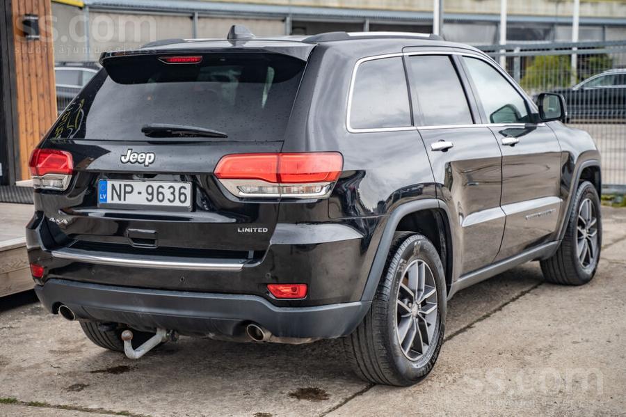 Melns Jeep Grand Cherokee 2018 Rīga, ar dzinēja tilpumu 3.00 L un nobraukumu 143 tūkst. km par 17490 €, foto 30 vietnē AUTOMOTO.COM.LV