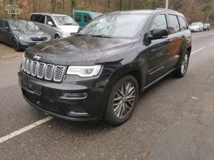 Melns Jeep Grand Cherokee 2019 Kauņa, ar dzinēja tilpumu 3.00 L un nobraukumu 75 tūkst. km par 32700 €, foto  vietnē AUTOMOTO.COM.LV