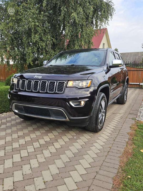 Black Jeep Grand Cherokee 2019 in Kalvarija, with an engine capacity of 3.60 L and mileage of 155 thousand km for 19500 €, photo 7 on AUTOMOTO.COM.LV