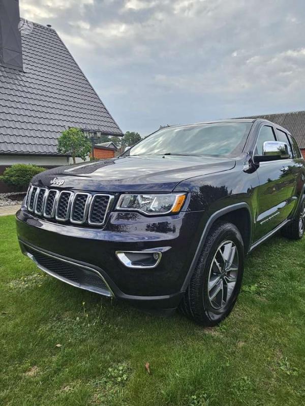 Black Jeep Grand Cherokee 2019 in Kalvarija, with an engine capacity of 3.60 L and mileage of 155 thousand km for 19500 €, photo 8 on AUTOMOTO.COM.LV