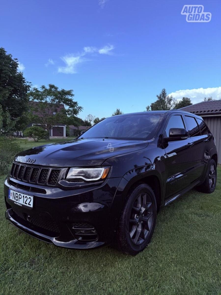 Black Jeep Grand Cherokee 2019 in Vilnius, with an engine capacity of 3.60 L and mileage of 158 thousand km for 17500 €, photo 2 on AUTOMOTO.COM.LV