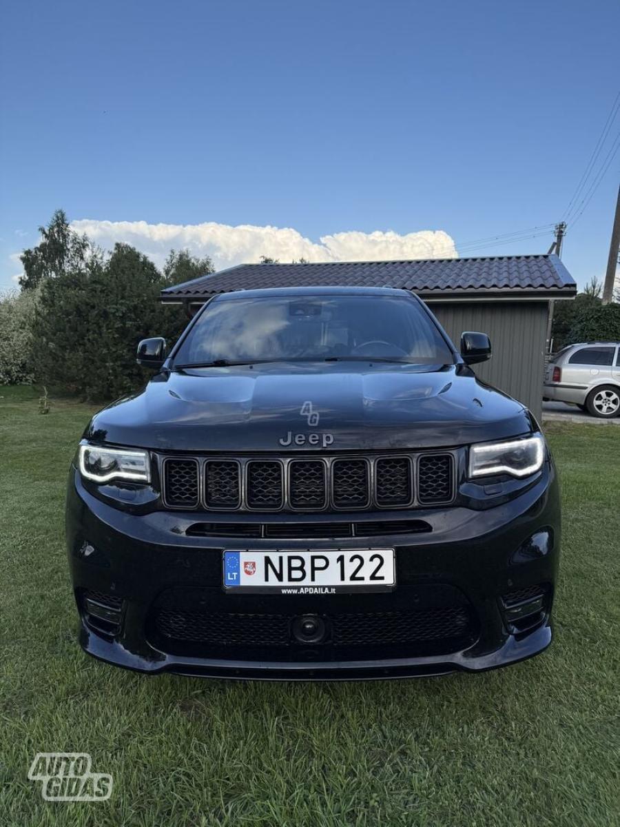 Black Jeep Grand Cherokee 2019 in Vilnius, with an engine capacity of 3.60 L and mileage of 158 thousand km for 17500 €, photo 3 on AUTOMOTO.COM.LV