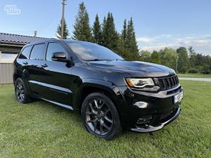 Black Jeep Grand Cherokee 2019 in Vilnius, with an engine capacity of 3.60 L and mileage of 158 thousand km for 17500 €, photo 4 on AUTOMOTO.COM.LV