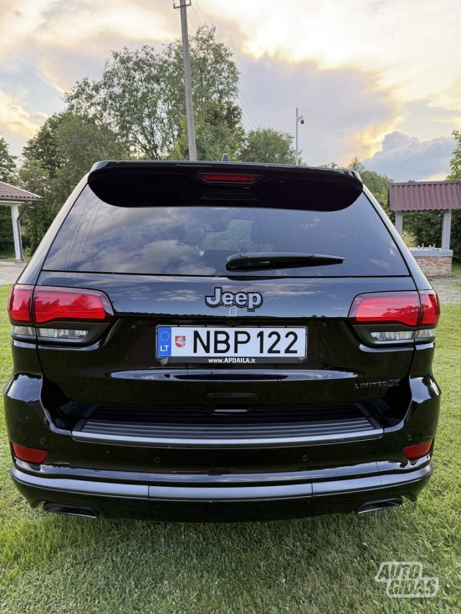 Black Jeep Grand Cherokee 2019 in Vilnius, with an engine capacity of 3.60 L and mileage of 158 thousand km for 17500 €, photo 6 on AUTOMOTO.COM.LV