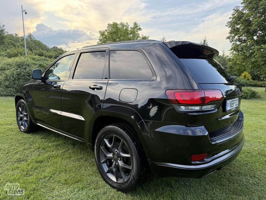 Black Jeep Grand Cherokee 2019 in Vilnius, with an engine capacity of 3.60 L and mileage of 158 thousand km for 17500 €, photo 7 on AUTOMOTO.COM.LV
