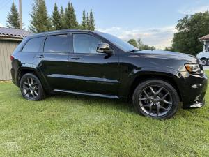 Black Jeep Grand Cherokee 2019 in Vilnius, with an engine capacity of 3.60 L and mileage of 158 thousand km for 17500 €, photo 9 on AUTOMOTO.COM.LV